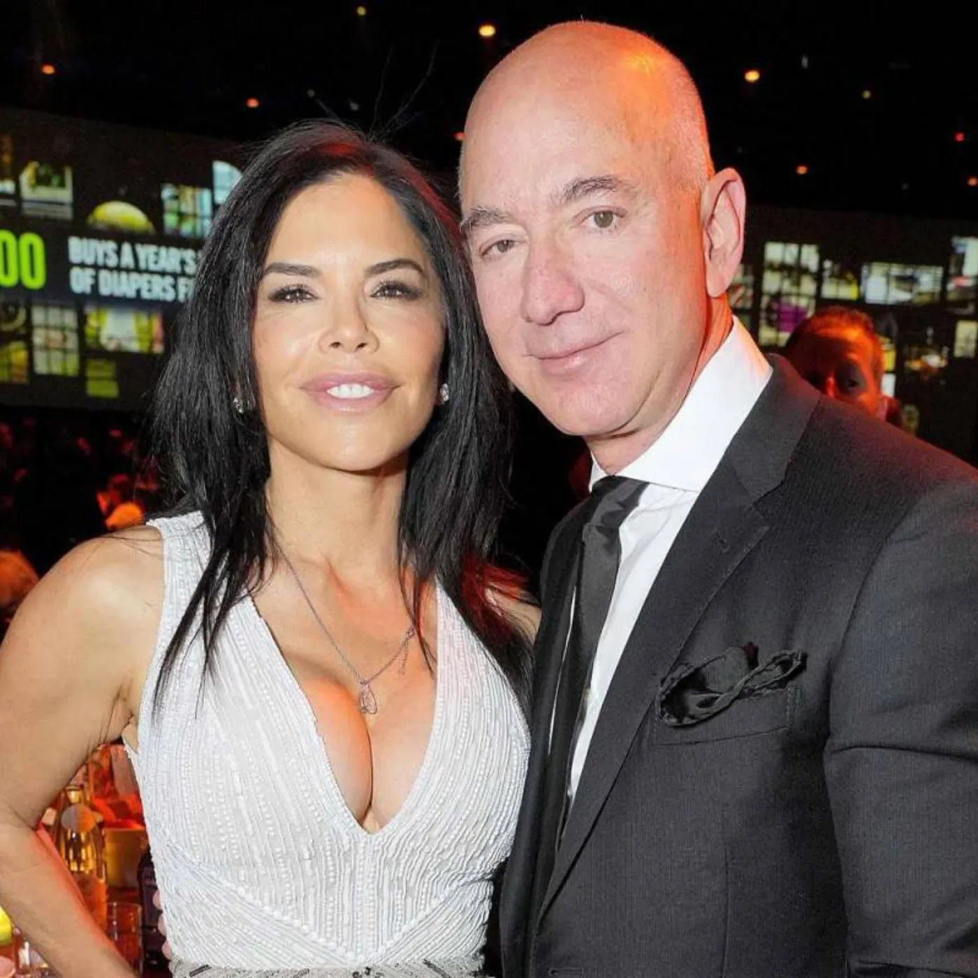 Billionaire Jeff Bezos' Girlfriend Reveals How To 'Keep The Spark' In ...