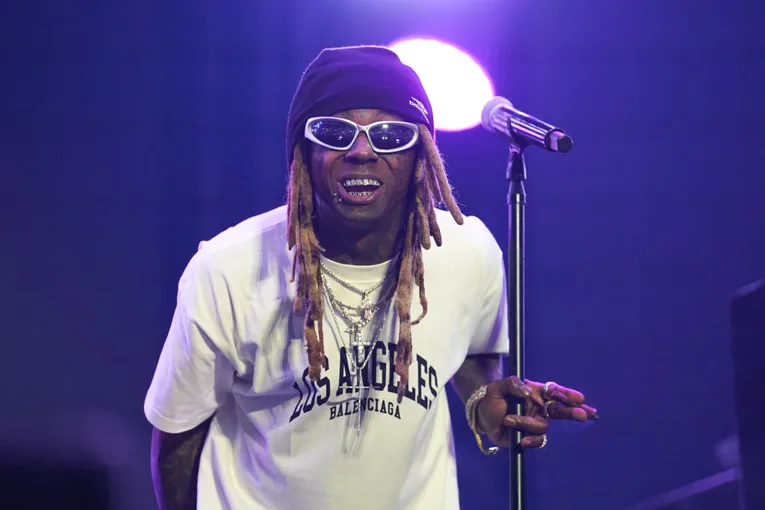 Lil Wayne Announces "Tha Carter VI" Set For 2025 Release